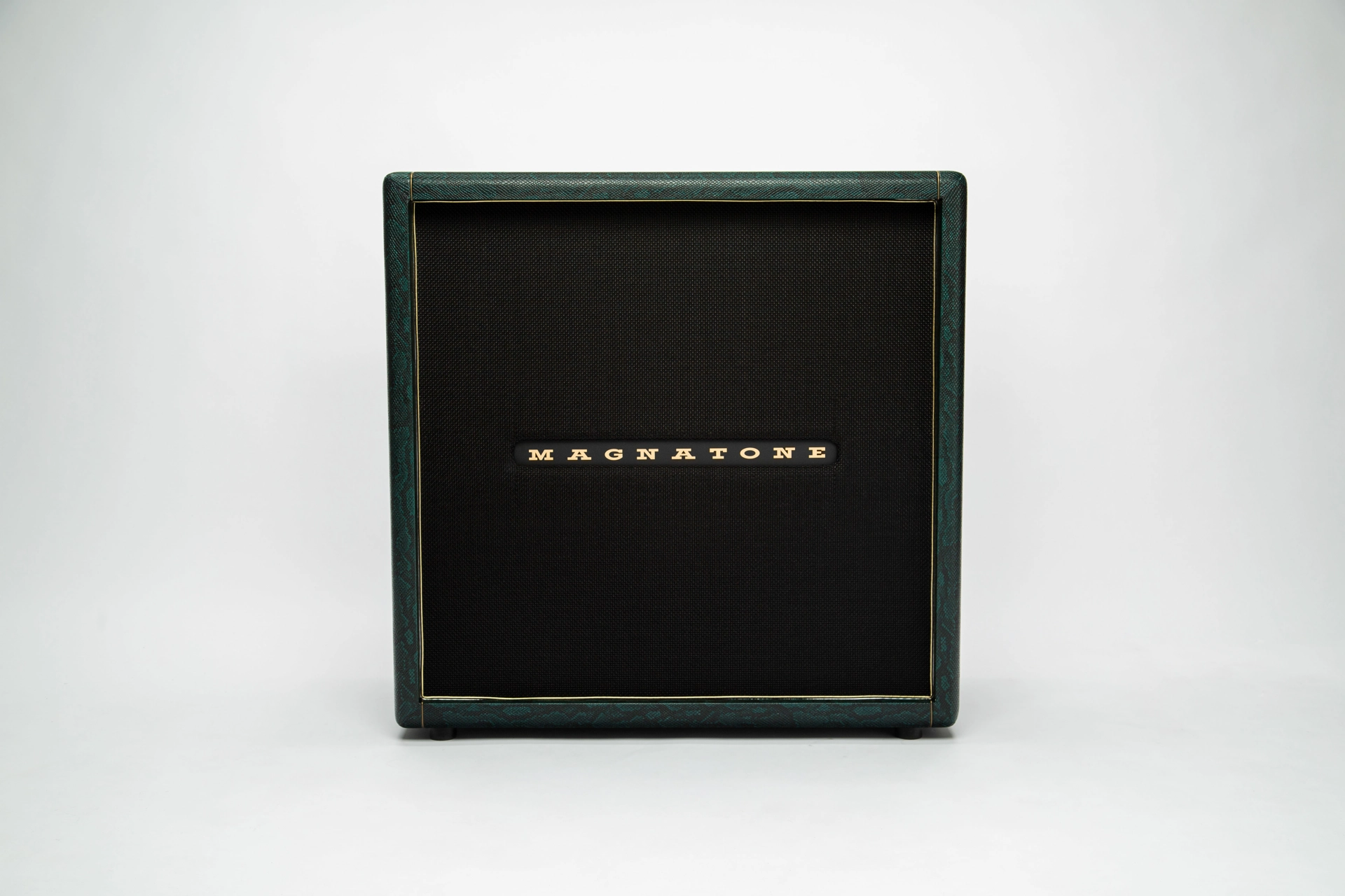 MAGNATONE SL-412 SLASH SIGNATURE 4X12 CABINET